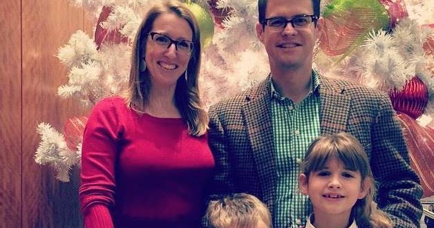 2team-studio: #Dad's4Kessem illustrations - Michael Moebes