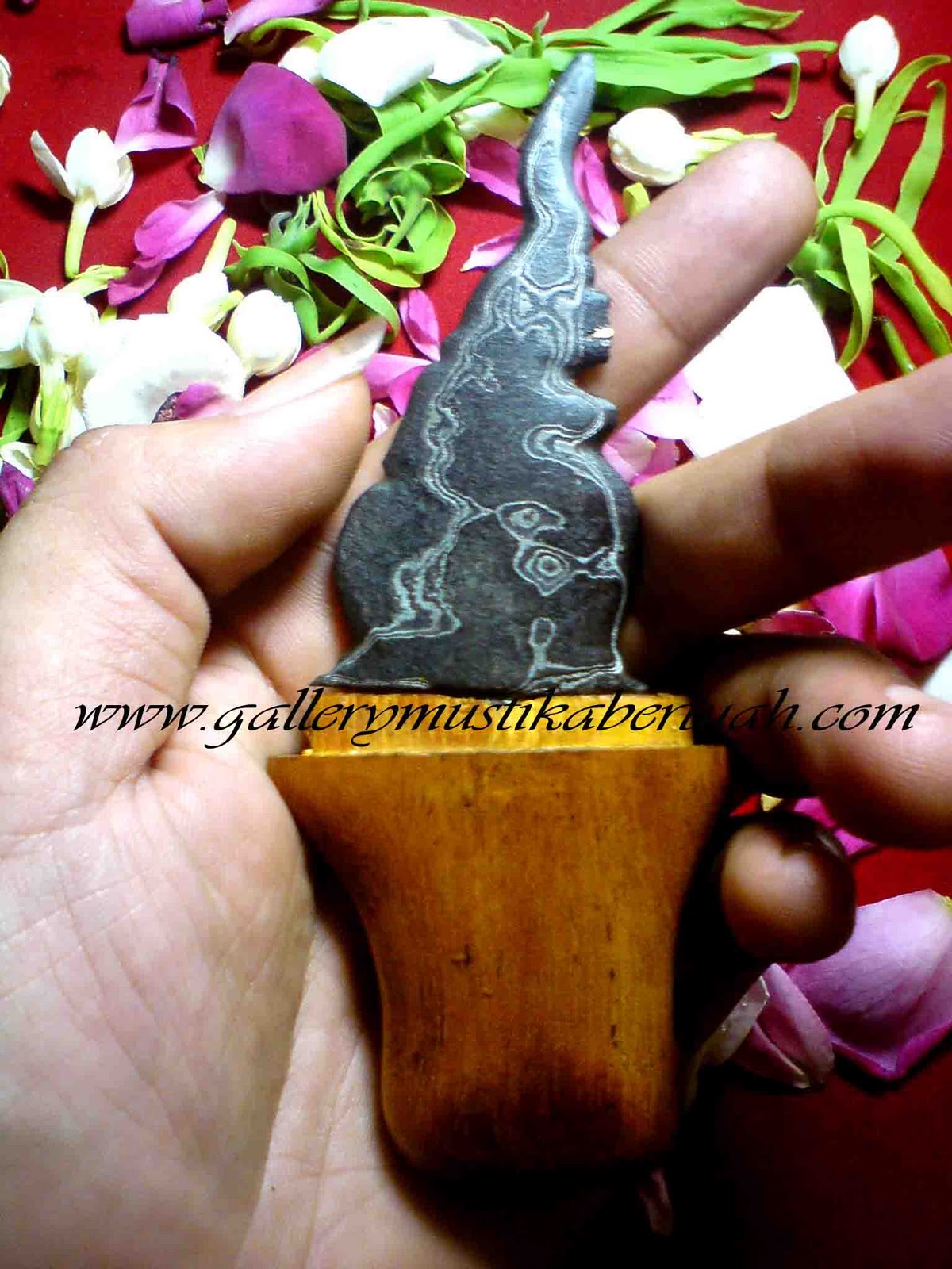 PUSAKA SEMAR MESEM ASLI ~ PUSAKA GUNUNG JATI