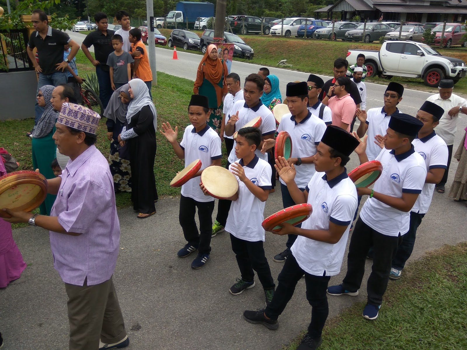 TERATAK DAMAIKU KAMPUNG KONDOK: Kompang Kampung Kondok Kini Aktif Dan ...