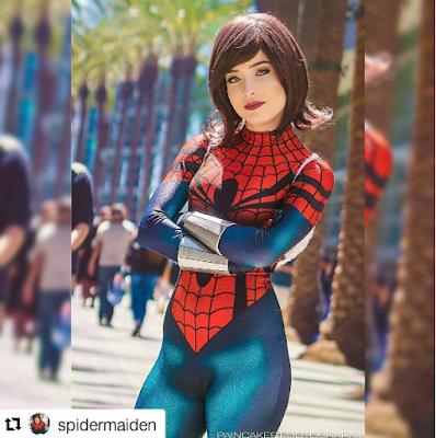 Calvin's Canadian Cave of Coolness: Cosplay This Week