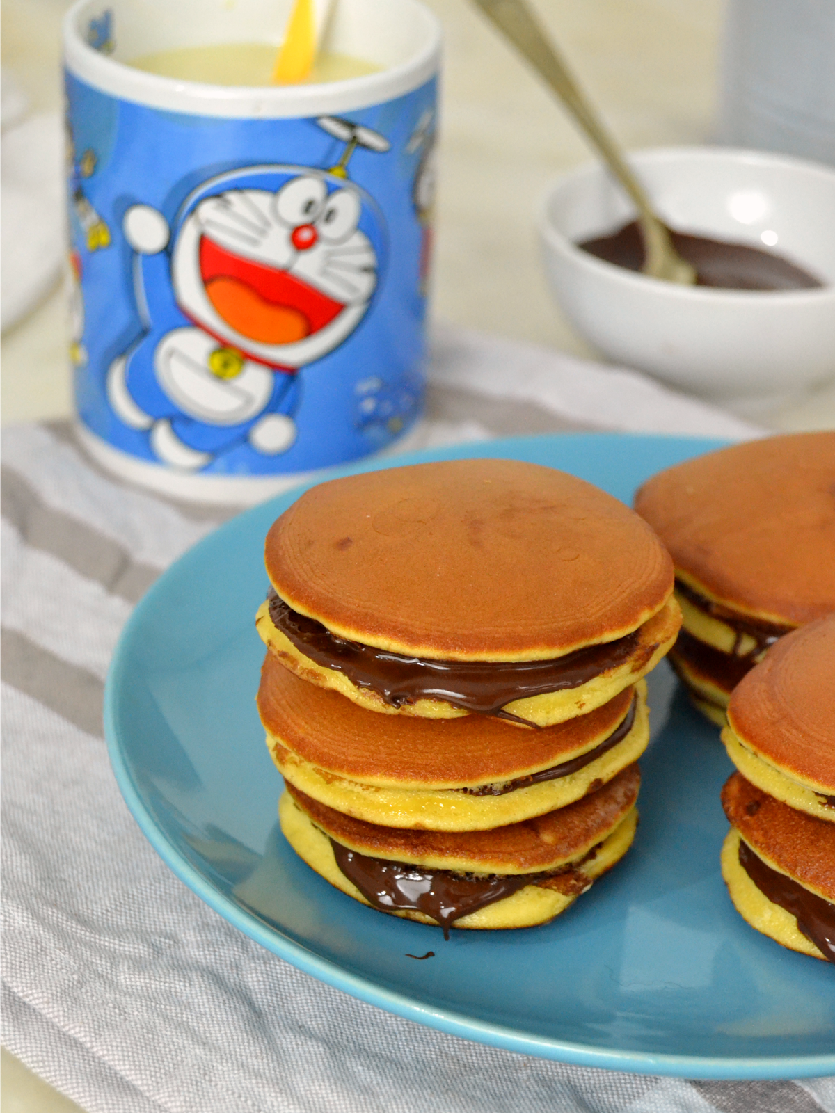 Cómo hacer dorayakis, los pastelitos favoritos de Doraemon | Cuuking ... Cómo hacer dorayakis, los pastelitos favoritos de Doraemon | Cuuking ...
