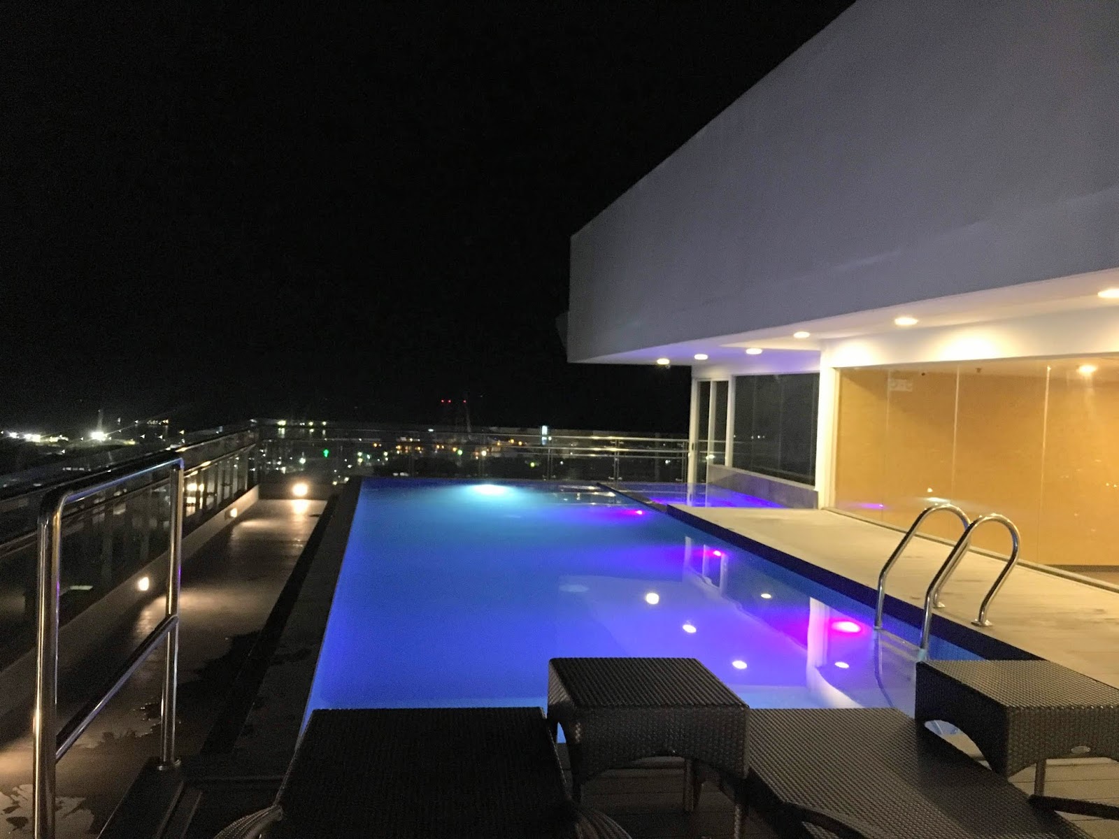 ONE CENTRAL HOTEL CEBU: THE NEWEST BUSINESS HOTEL IN CEBU'S DOWNTOWN ...