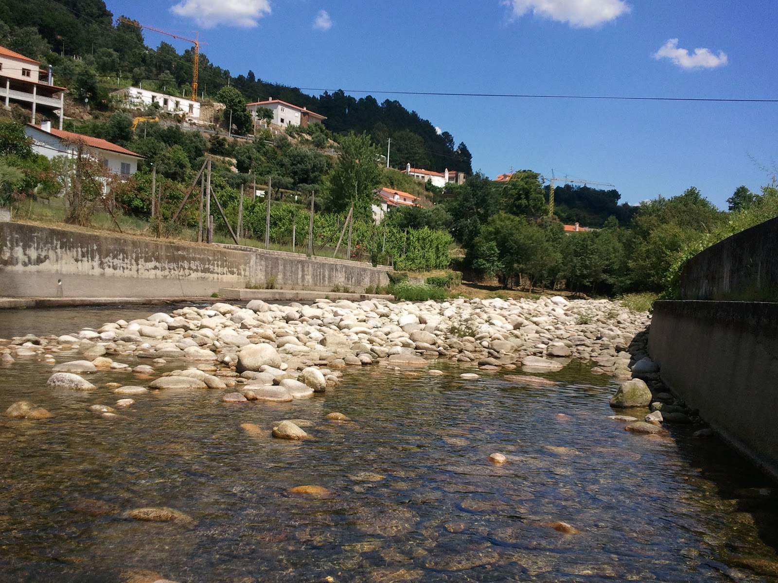 TRUTAS E SERRAS: Concessão do Rio Poio