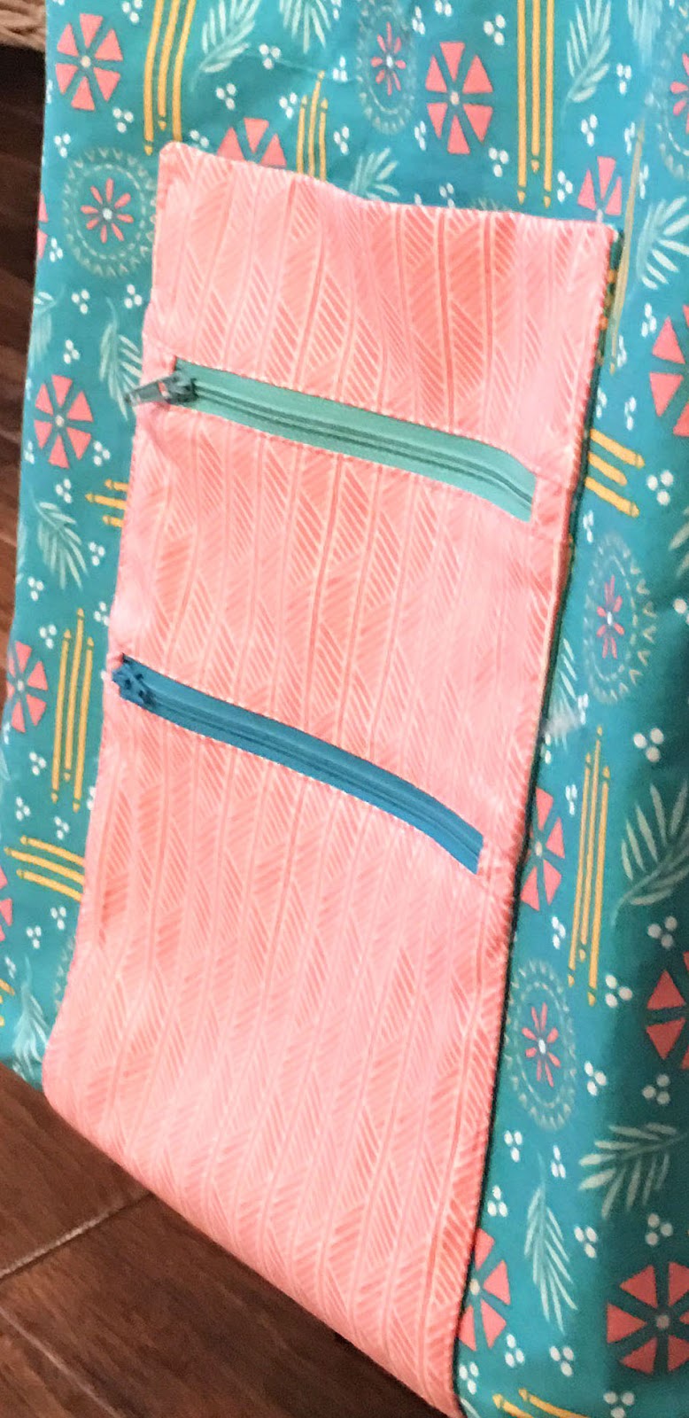 Girls in the Garden: Gift Sewing Day 2 - Gingham Tote - Handmade Style Book