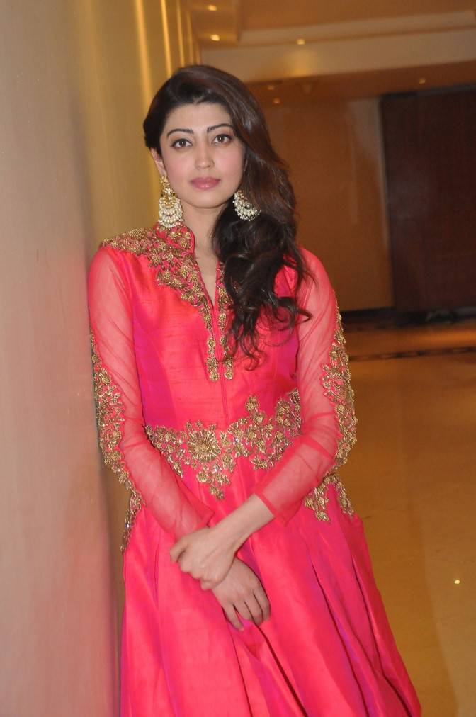 Pranitha Subhash at Love For Handloom Fashion Event Photos - South ...
