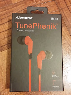 The Roving Reviewer: TunePhonik iMX5 Headphones Microphone Headset Review