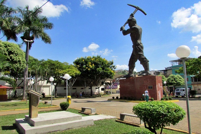 MURIAÉ / MINAS GERAIS / BRAZIL (3.223 / 5.570) POPULAÇÃO: 109.392 ...