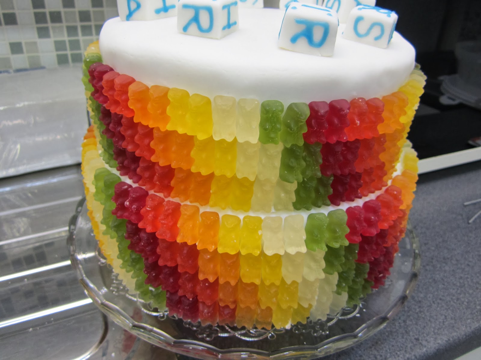 What Katy baked next...: Gummy Bear Cake