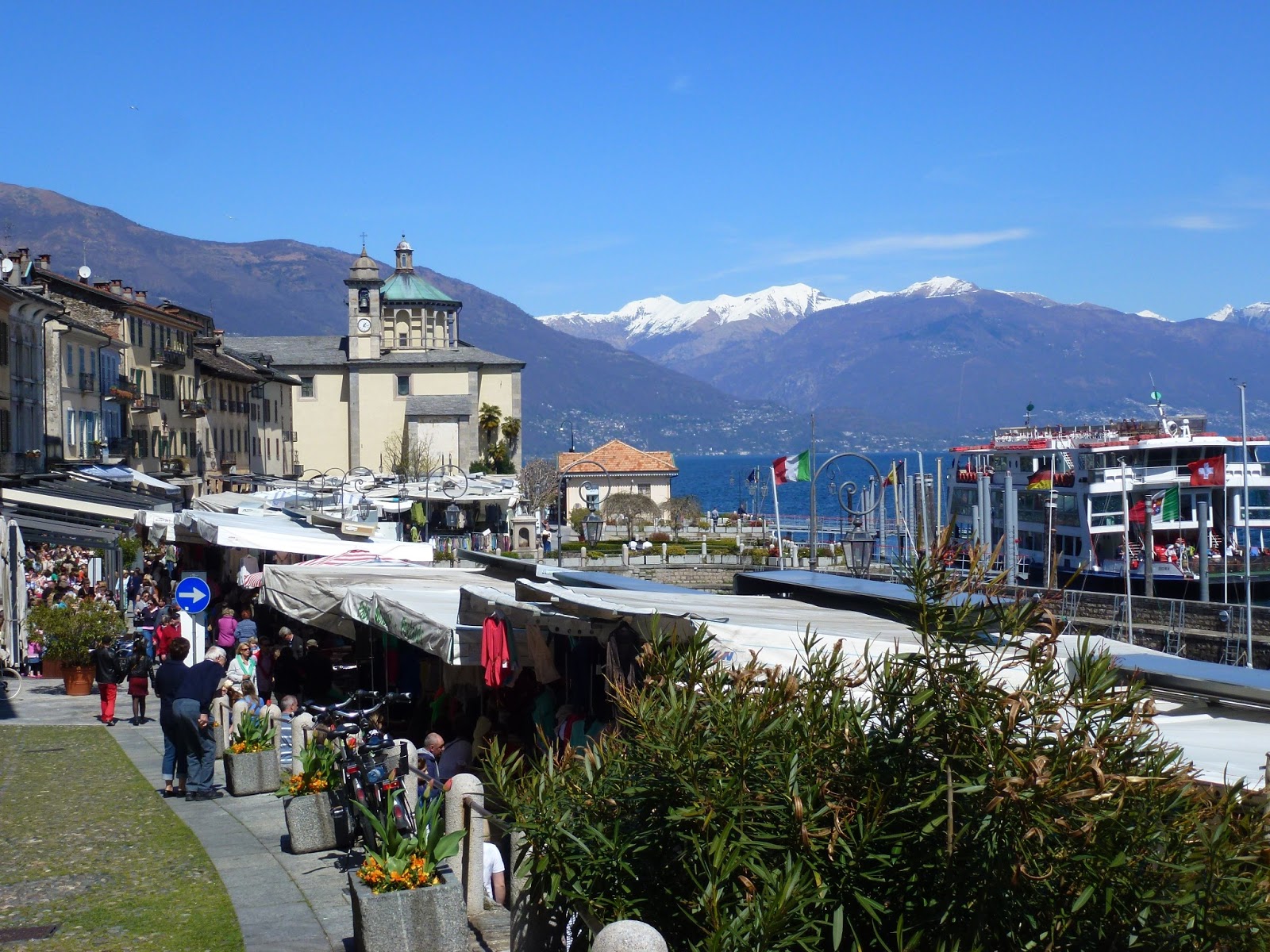Images en ballade : Marché de Cannobio