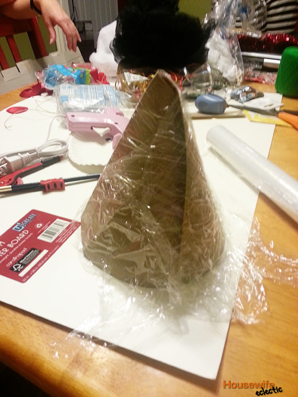 Christmas Thread Trees (Easy Christmas Craft) - Housewife Eclectic