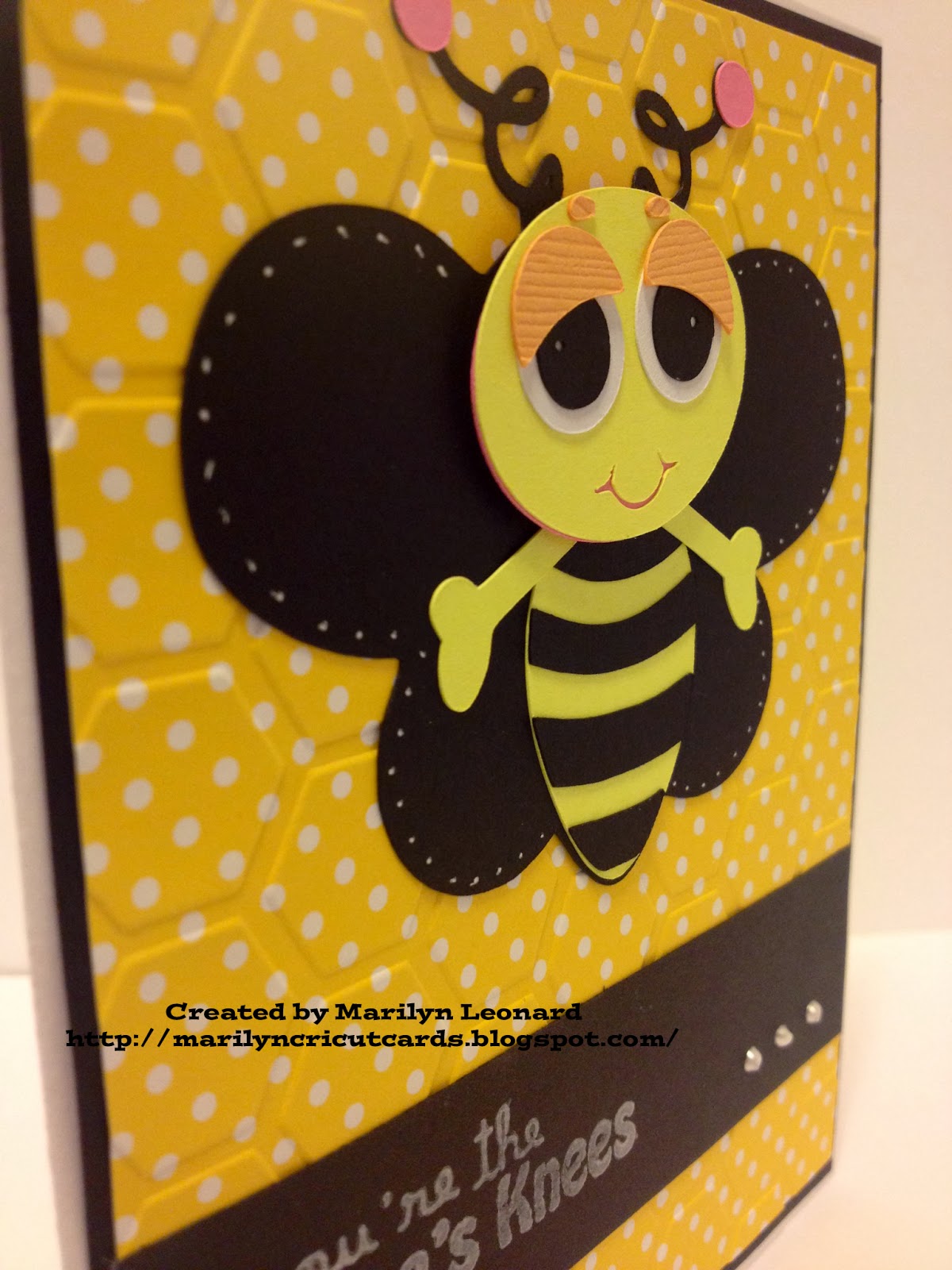 ~ Marilyn's Cricut Cards ~: Bumble Bee Card