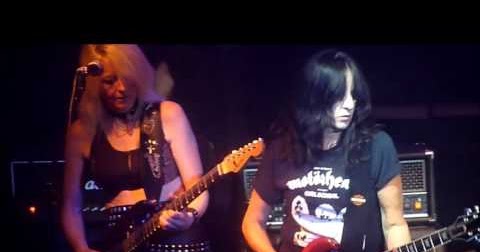 Jackie Chambers, Kim McAuliffe: Girlschool live in Madrid 2016