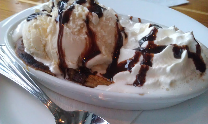 Life on Food: Virginia, The BEST Dessert Ever and WIAW