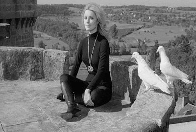 xoxoxo e: favorite movie #67 - halloween edition: eye of the devil