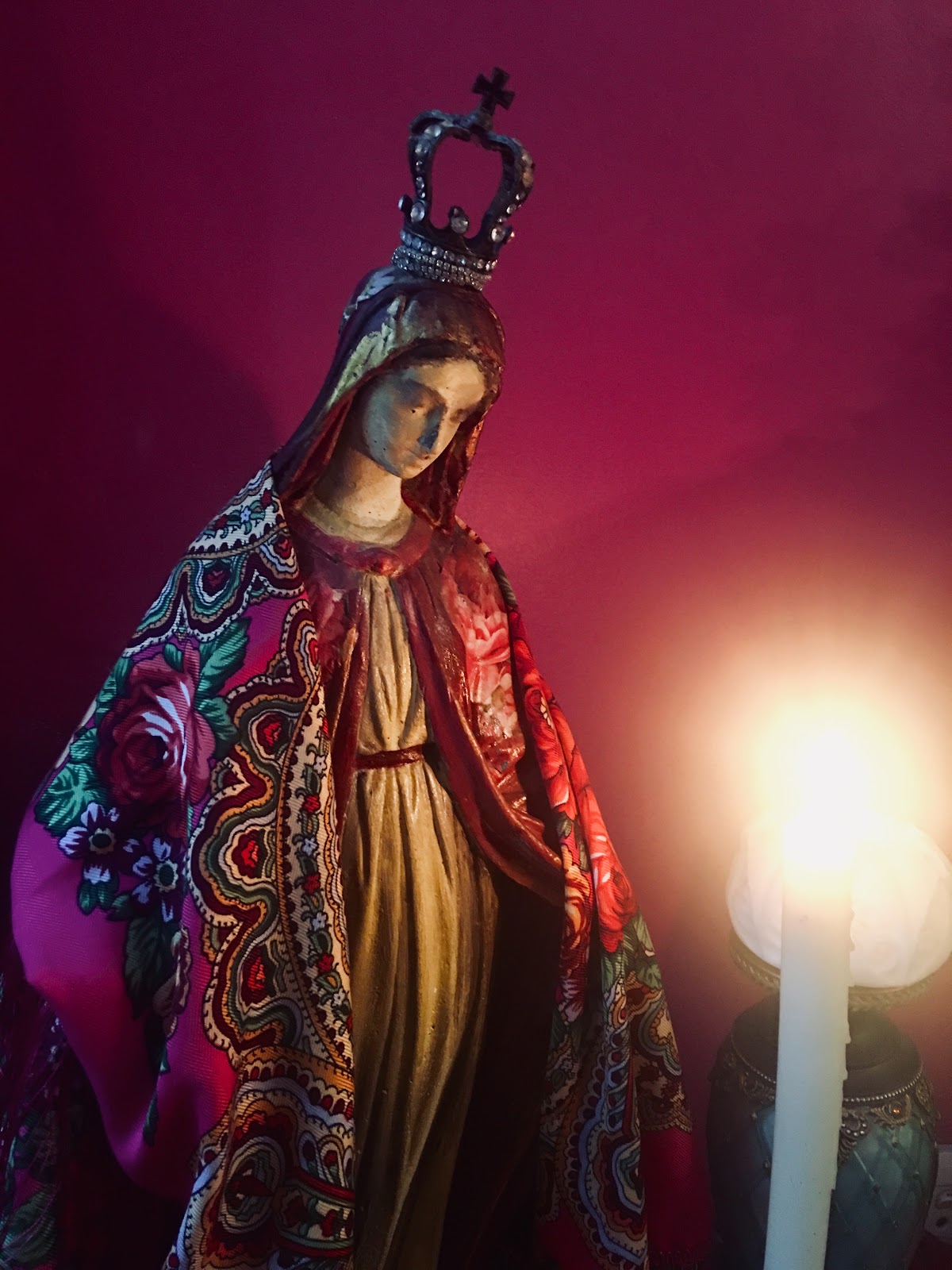 A month of walking with Mary – Her Grace Sacred Art