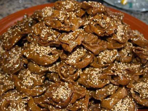 The Chebakia 'Mkharka' | theMorocco's