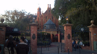 Orlando Area Theme Parks, Attractions, and Eateries: Haunted Mansion ...