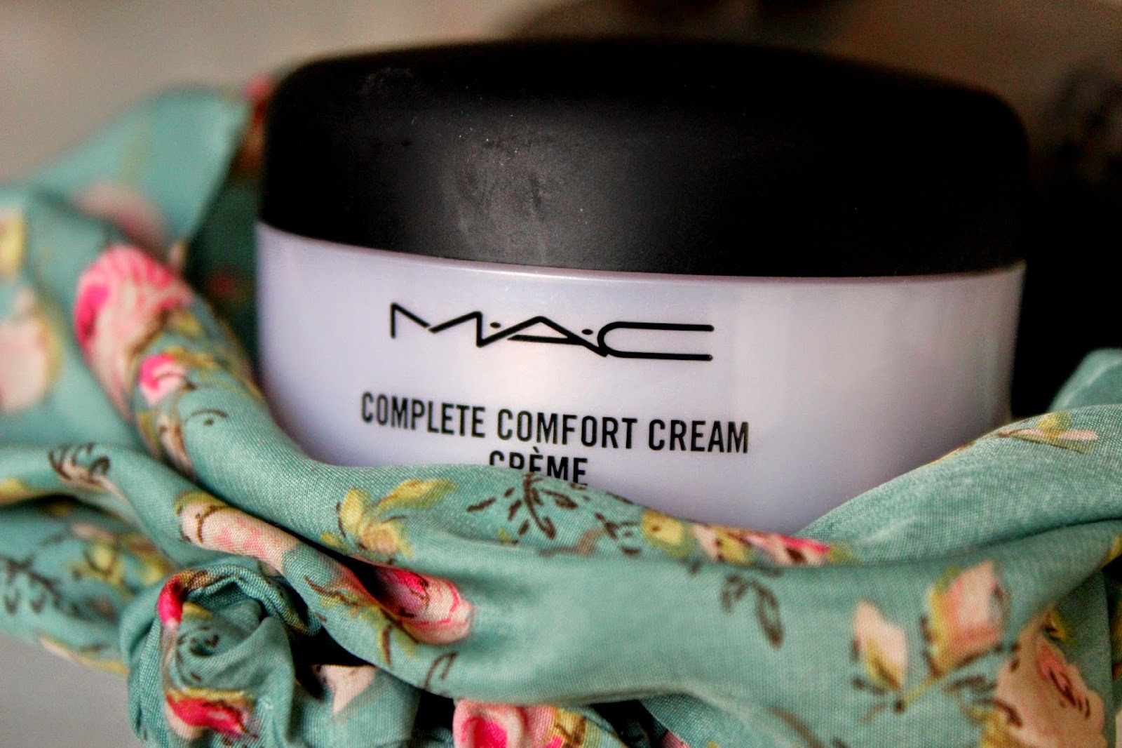 Sophie Lovelace: Mac complete comfort cream review