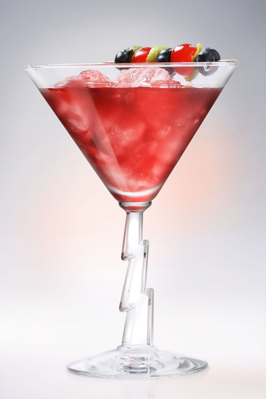 Th!nk-Argentina: NIKOV SIGUE SIENDO EL ÚNICO VODKA ARGENTINO MULTI ...