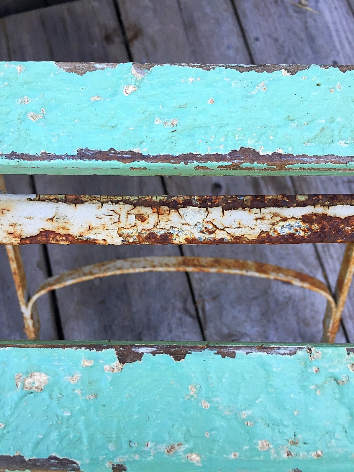 D.D.'s Cottage and Design: French Bistro Chairs and Salt Wash