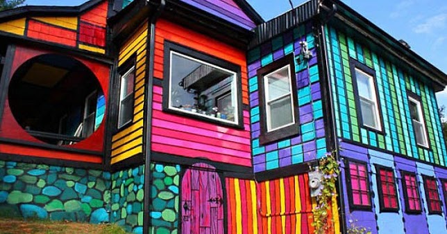 The rarest and most colourful in the world houses | Share these pictures