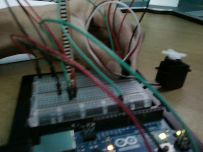 THE BLOG: Circuit 13 - Flex Sensor