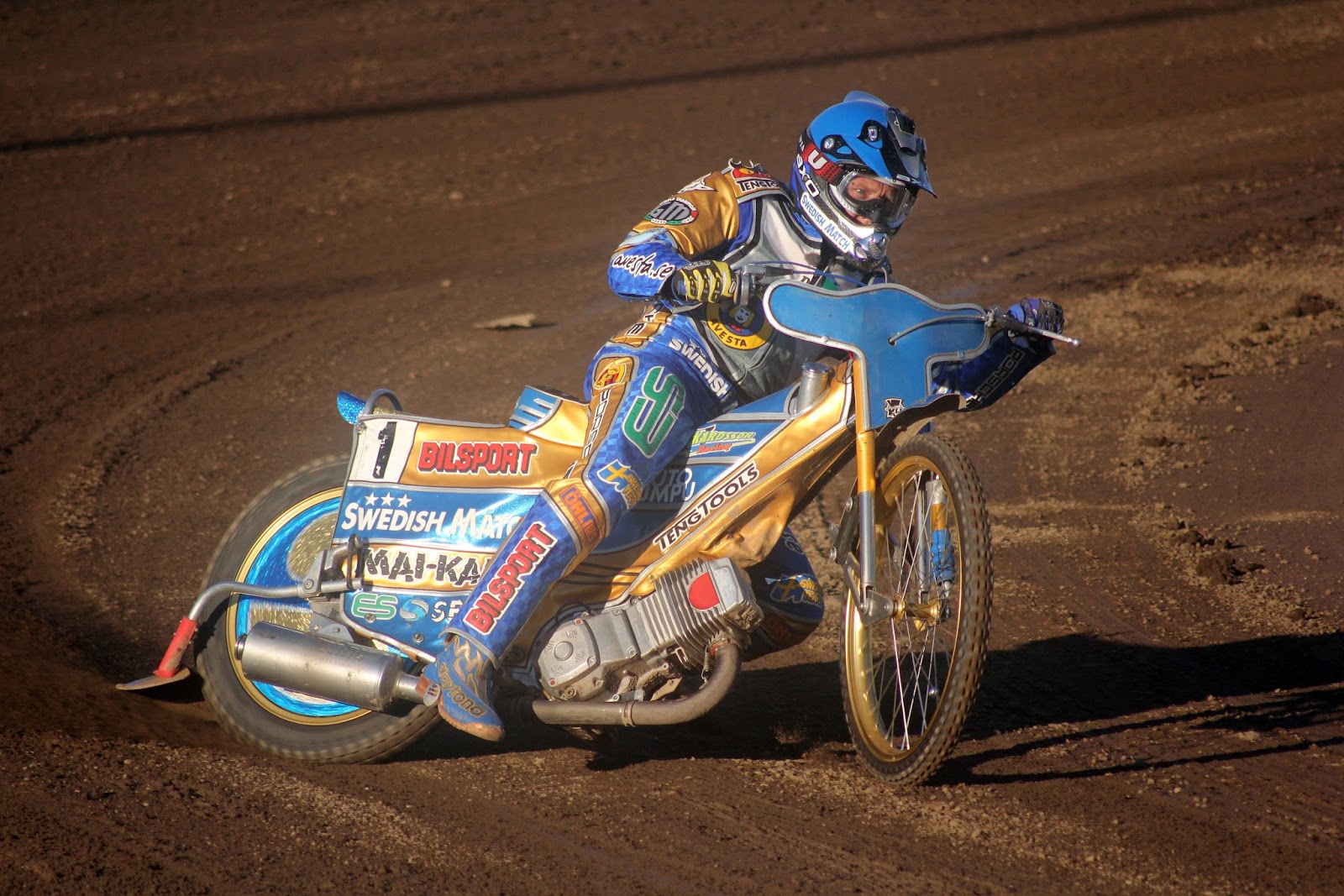 Educación Física y Cultura Física: SPEEDWAY: LA MÁS DESCONOCIDA DE LAS ...