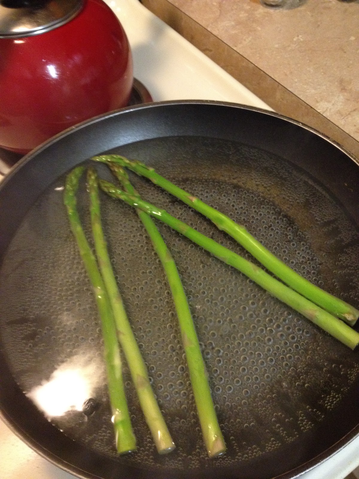 Pinterst Inspired meal: Alfredo pasta with asparagus and mushrooms
