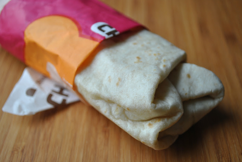 Foodette Reviews: Taco Bell Beefy Nacho Burrito