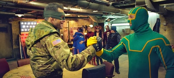 Entre palabras y palomitas: Reseña ‘Kick-Ass 2: Con un par.’