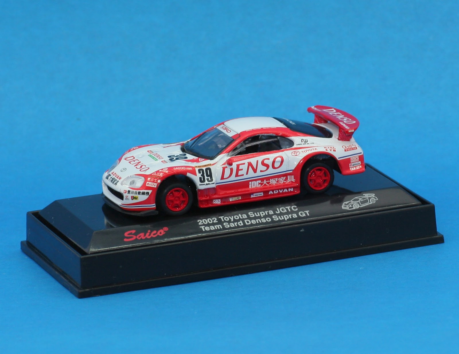 Incredible Mini Garage: Toyota Supra JGTC 2002 Denso GT 1/72 Saico