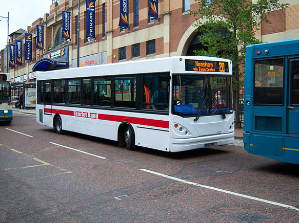 Britain By Bus: Scarlet Band Brings A Touch of Glamour to the Dales