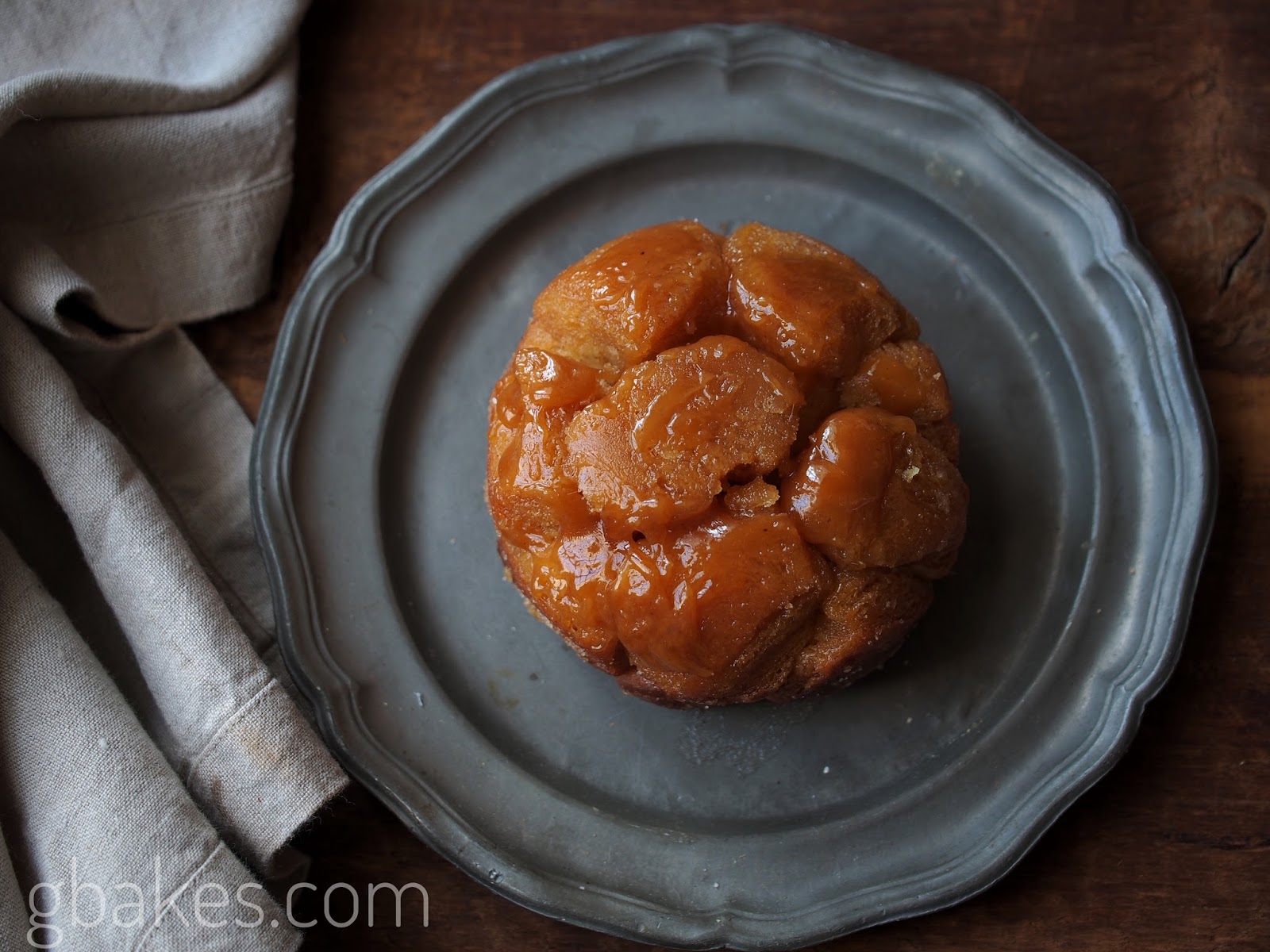Individual Maple-Brown Butter Monkey Breads