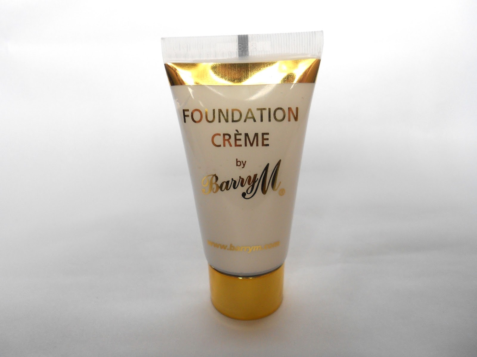 the2BEAUTYBLOGGERS: Barry M White Foundation Creme Review