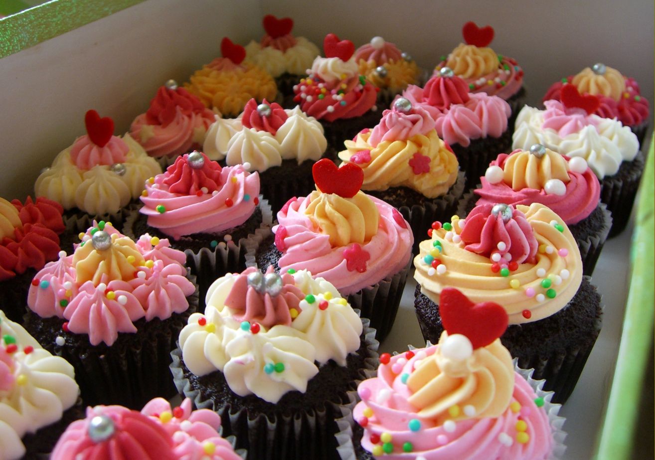 Cute Cake: Mostruário de cupcakes temáticos e personalizados