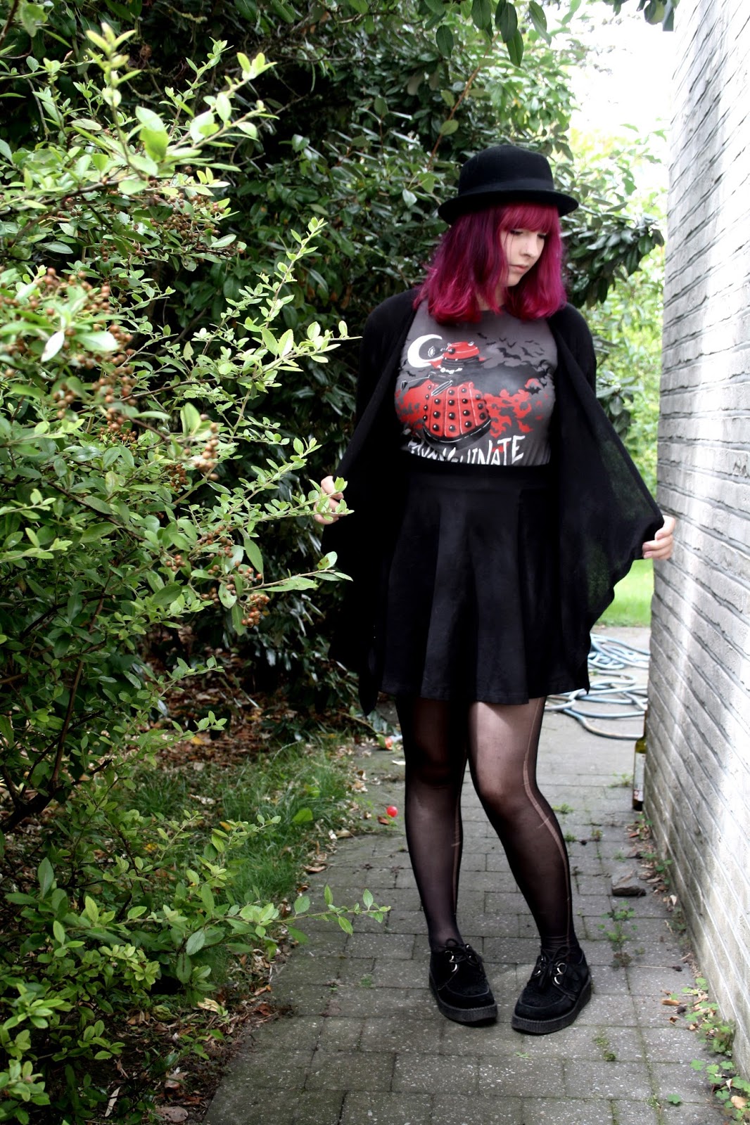 Graveyard Picnic: OUTFIT: Geek Goth