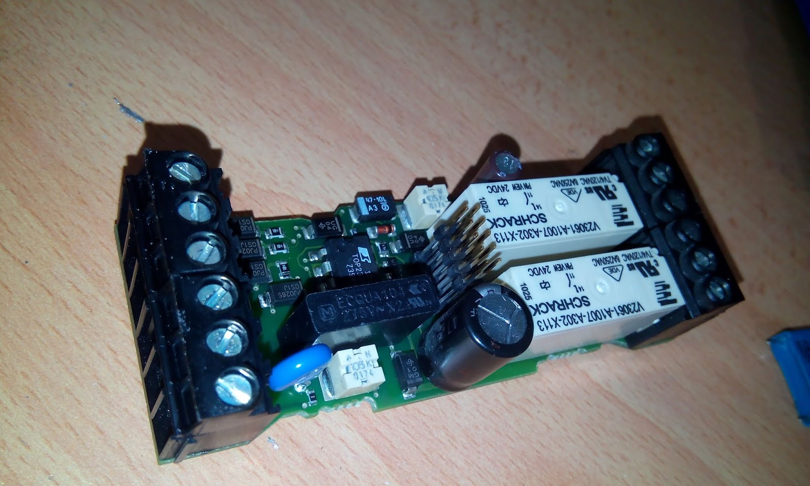 Life Begins at Forty: SIEMENS DM8 230R repair