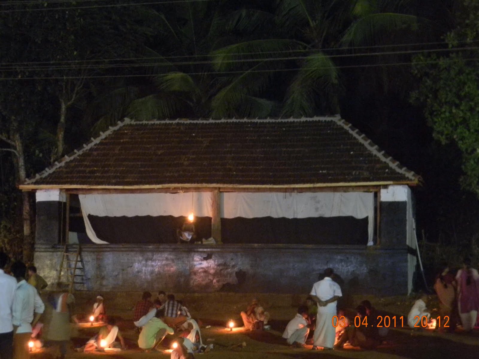 Tholpavakoothu - The Shadow Puppets of Kerala: Koothumadam at Aryankavu ...