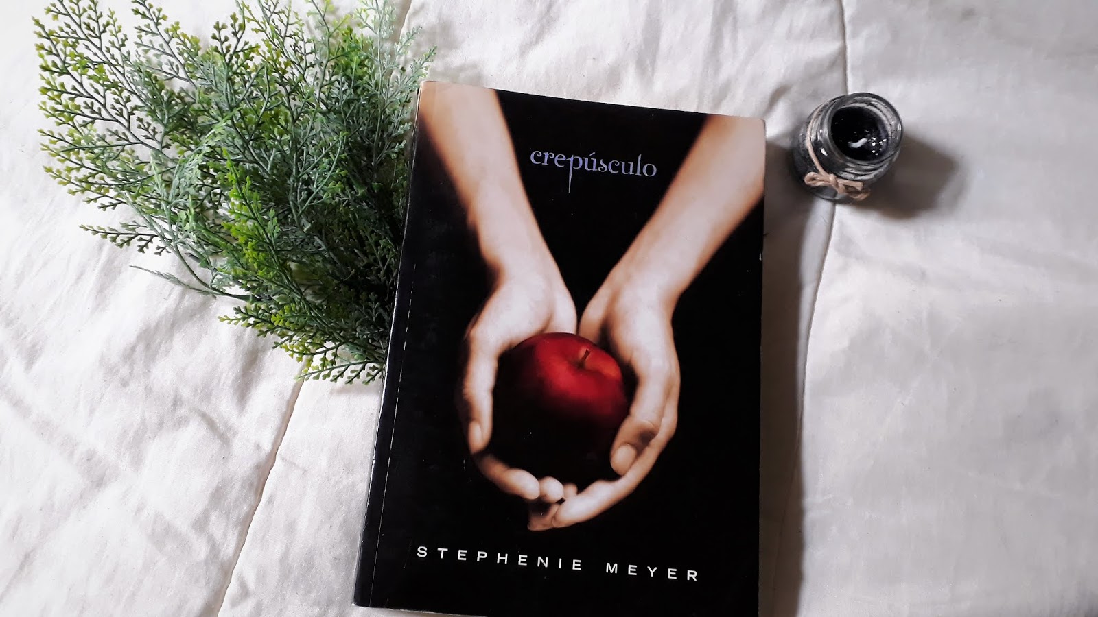 [resenha] Crepúsculo - Stephenie Meyer (Twilight #1) | A Livromaníaca