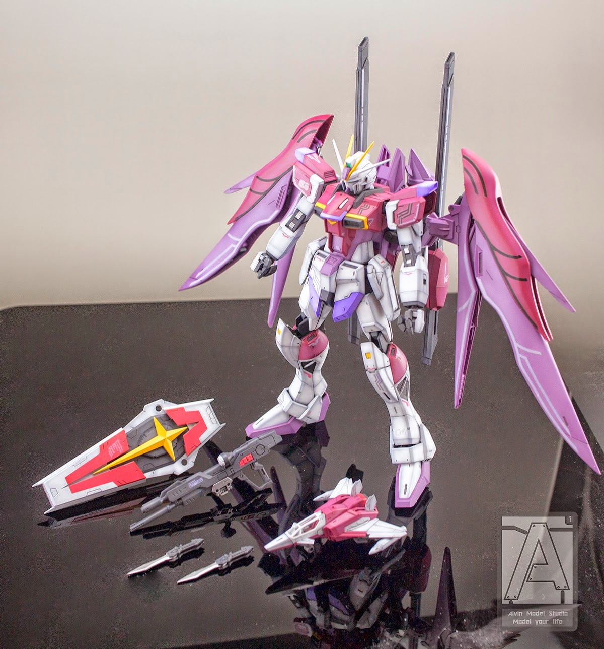 Painted Build: MG 1/100 Destiny Impulse Gundam (R)