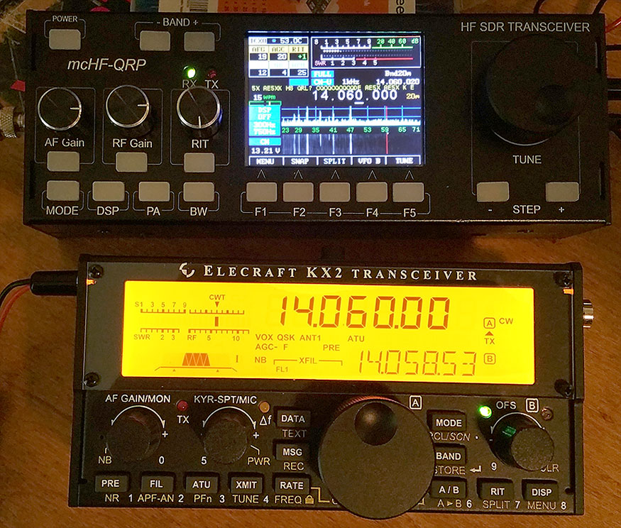 AE5X: Comparing the mcHF and the KX2