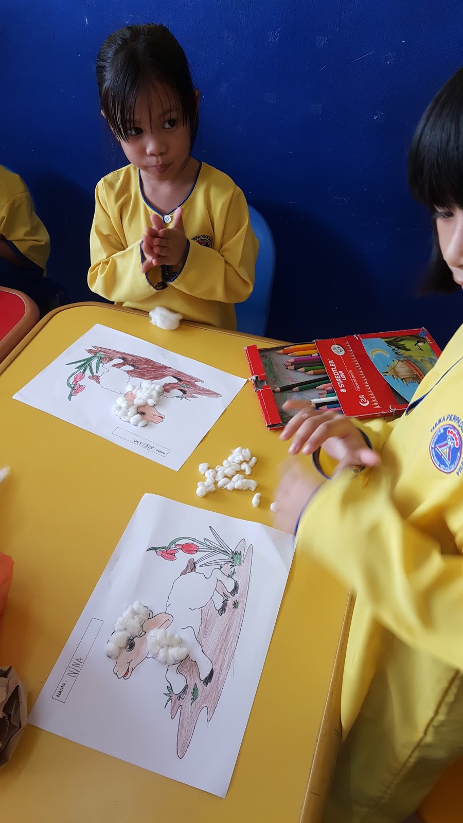 Gerbang Ilmu Tabika Perpaduan : Jom buat Kolaj Haiwan Jinak