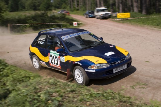 PROTON: Proton di Luar Negara