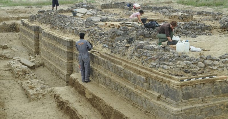 The Great Red Sea Tsunami and the Disappearence of an Ancient Eritrean ...