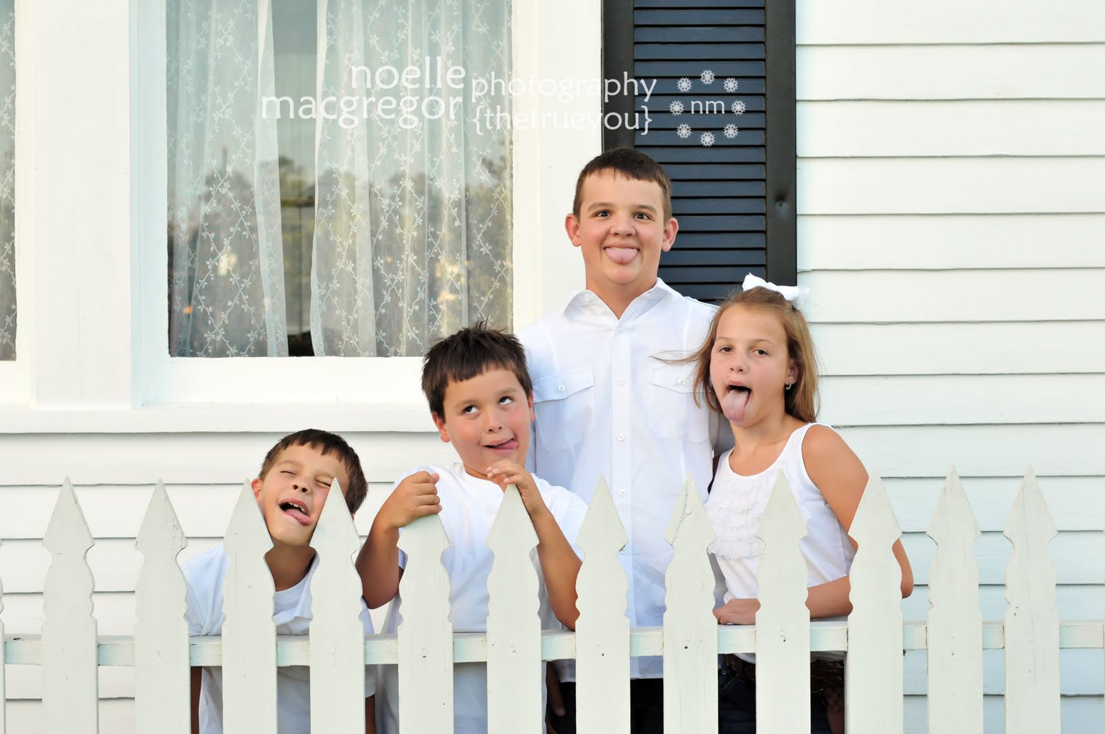Noelle MacGregor Photography & Design: Extended Family - Silly Random ...