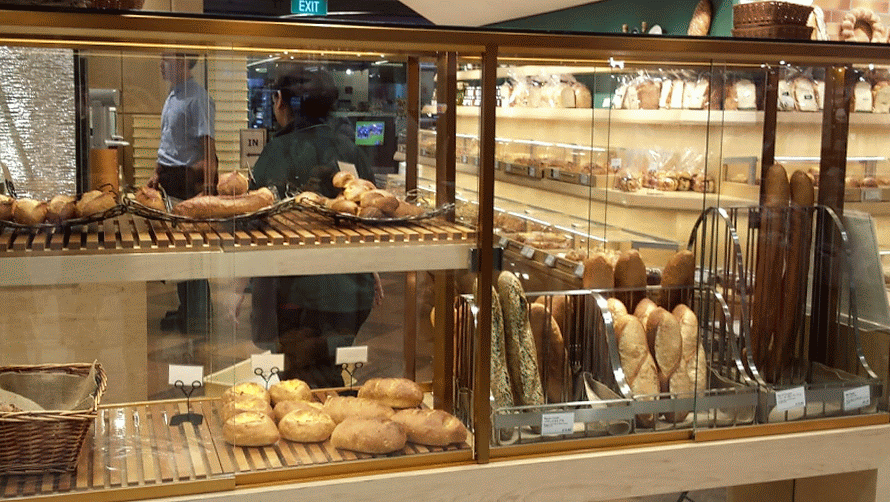 Street Food Warms Your Heart: Johan Paris at Westgate - Artisan Breads ...