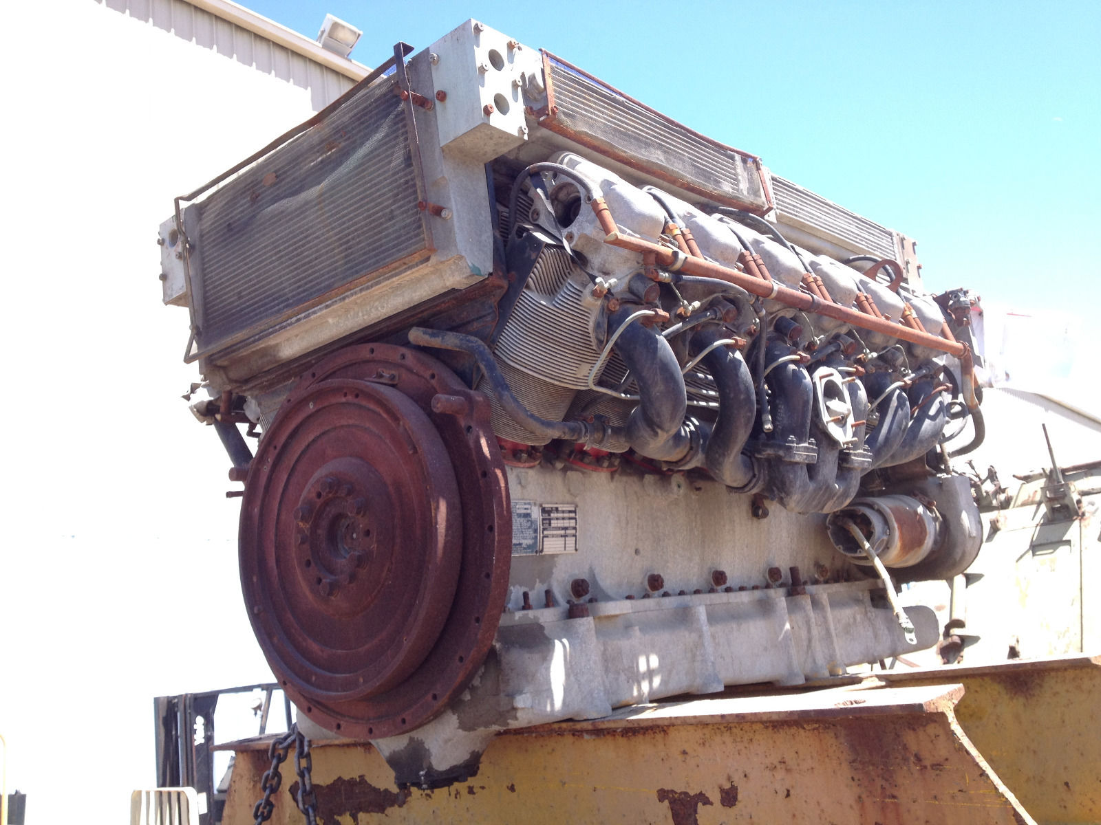 Auktion Watch: Continental AV1790 V12 Aircooled Tank Engine - DailyTurismo