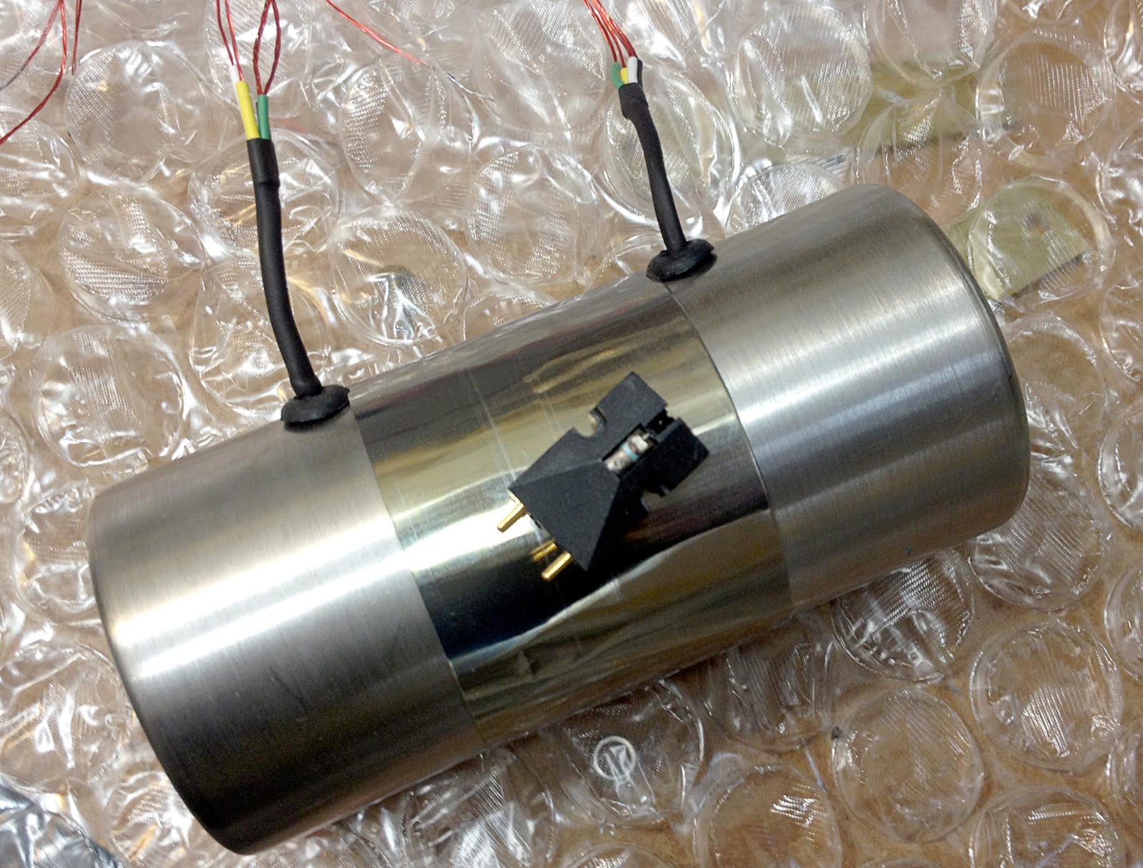 hifi heroin: Micro-Bomb