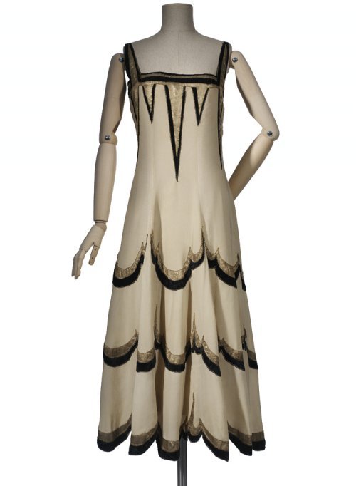 Emma Cusack 2nd Year Fashion L.S.A.D: Easter Project p4: Bias Cut