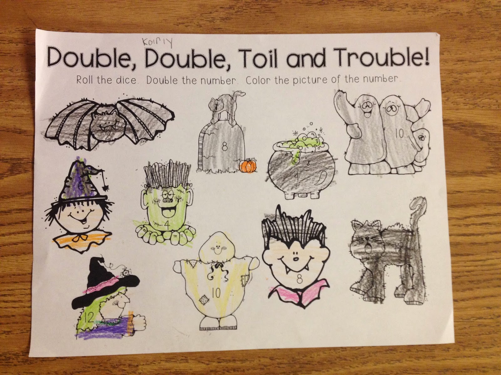 Simply Schoolteacher: Halloween Math Centers